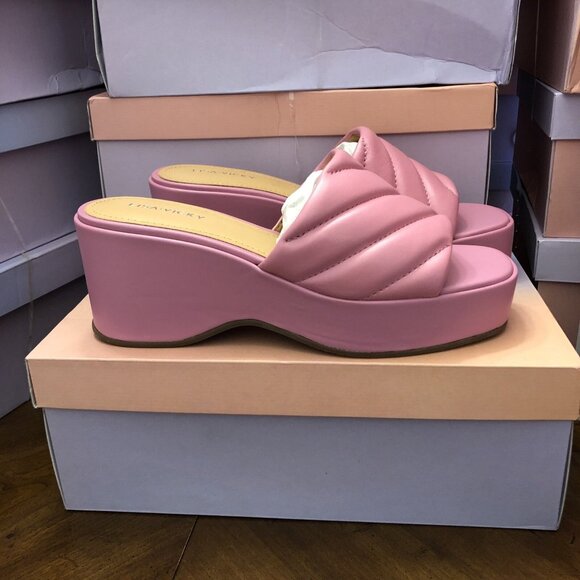 Lisa Vicky | Shoes | Lisa Vicky Leadv Platform Sandal Slides In Pink ...